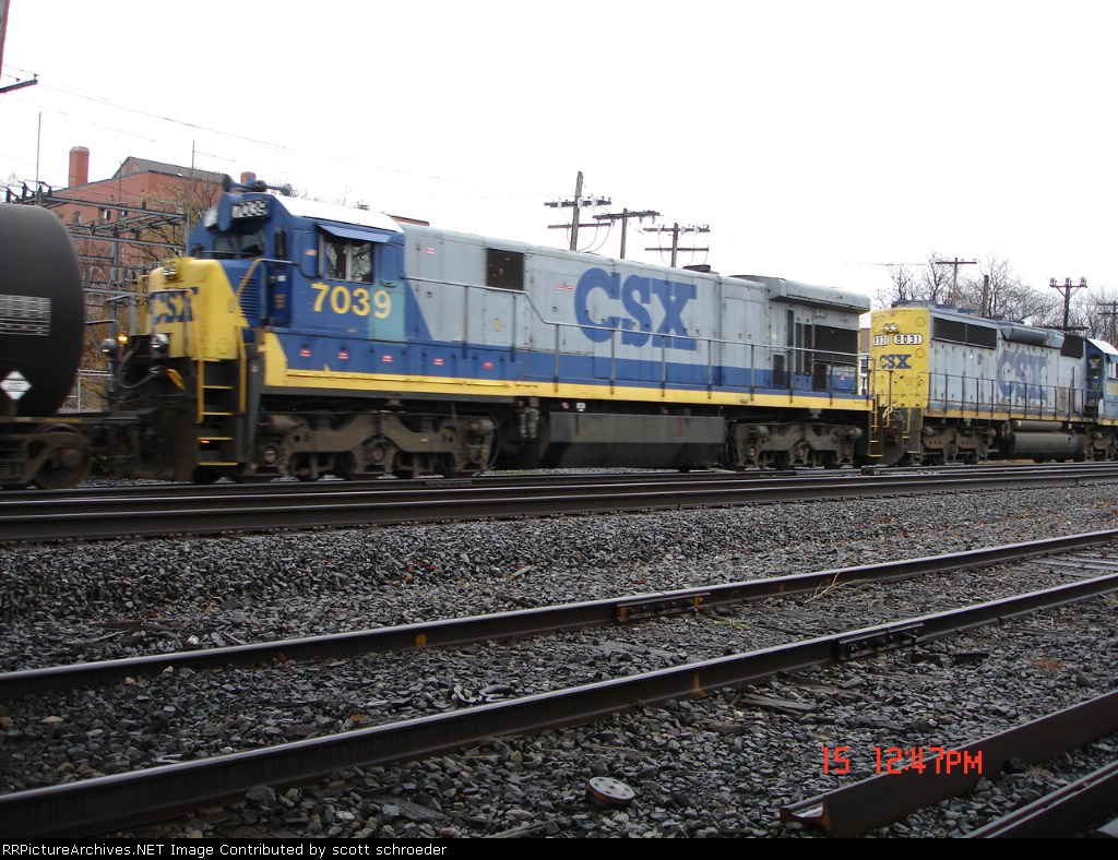 CSX 7039 & CSX 8031 running EB about to enter the Dewitt Yard